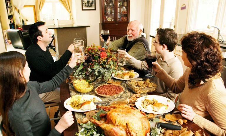 Thanksgiving Grief: 15 Heartfelt Ways to Honor Your Loved One